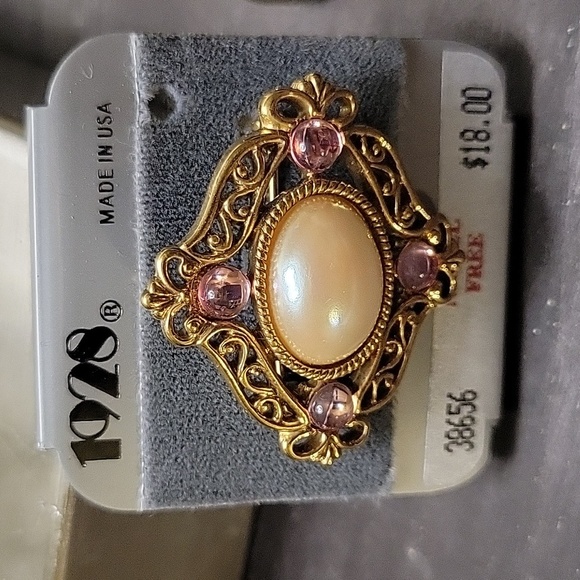 1928 | Jewelry | New 928 Brooch Pin | Poshmark